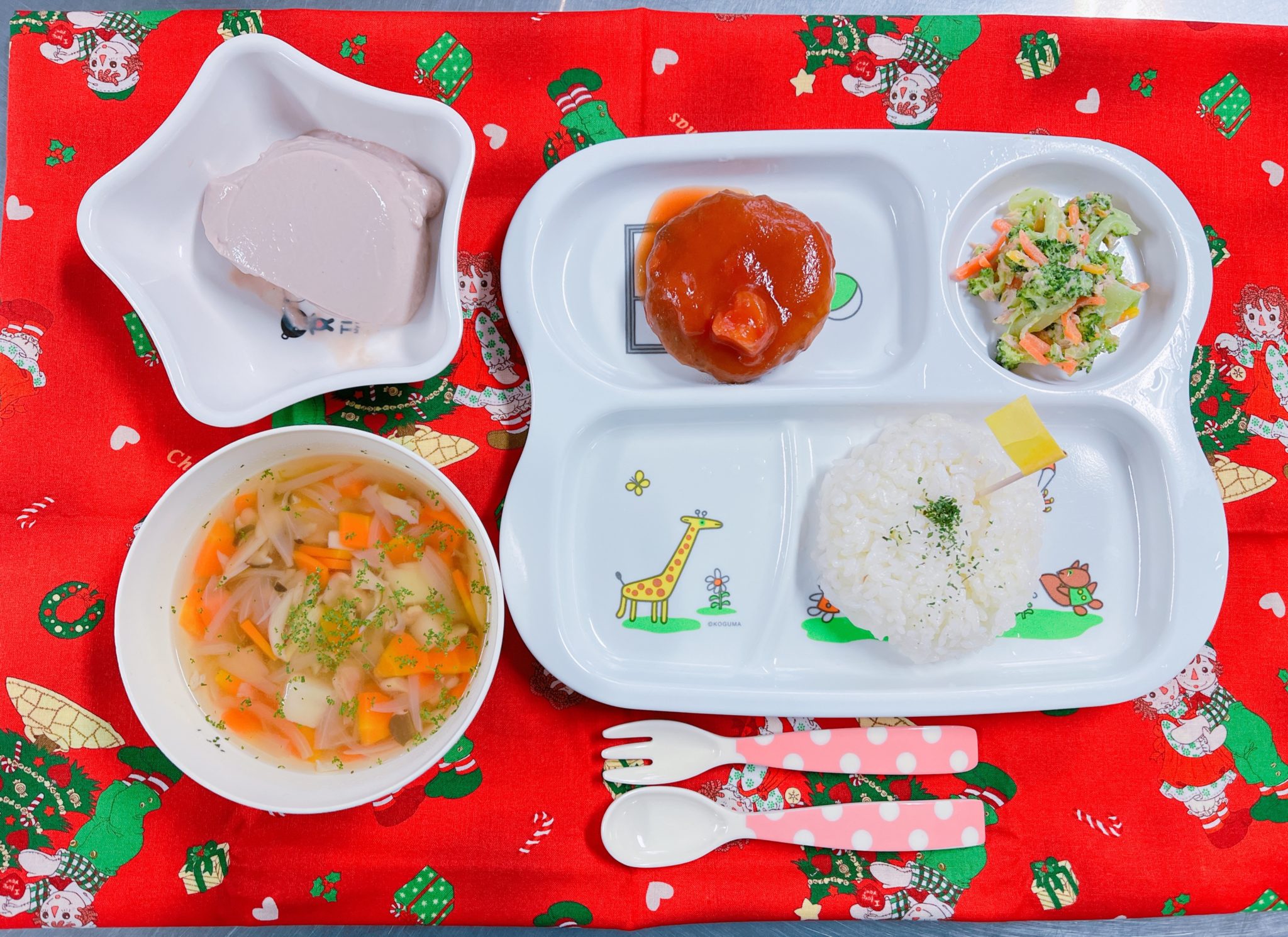 12月24日の給食🎄 | MOKU